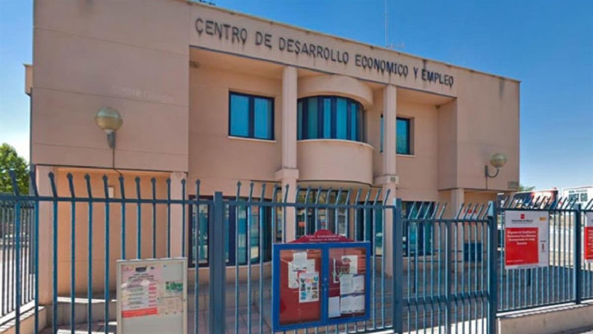 Abiertas inscripciones Escuela de Adultos Humanes | SoyDe