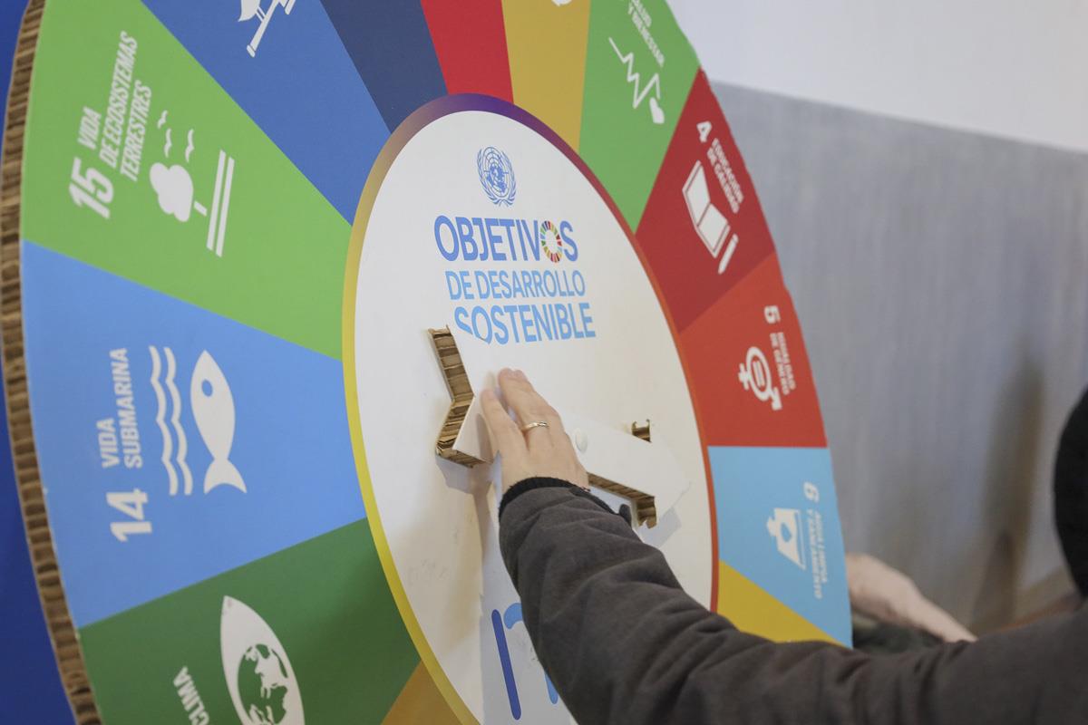 Las familias disfrutan aprendiendo sobre los ODS en Tres Cantos | SoyDe